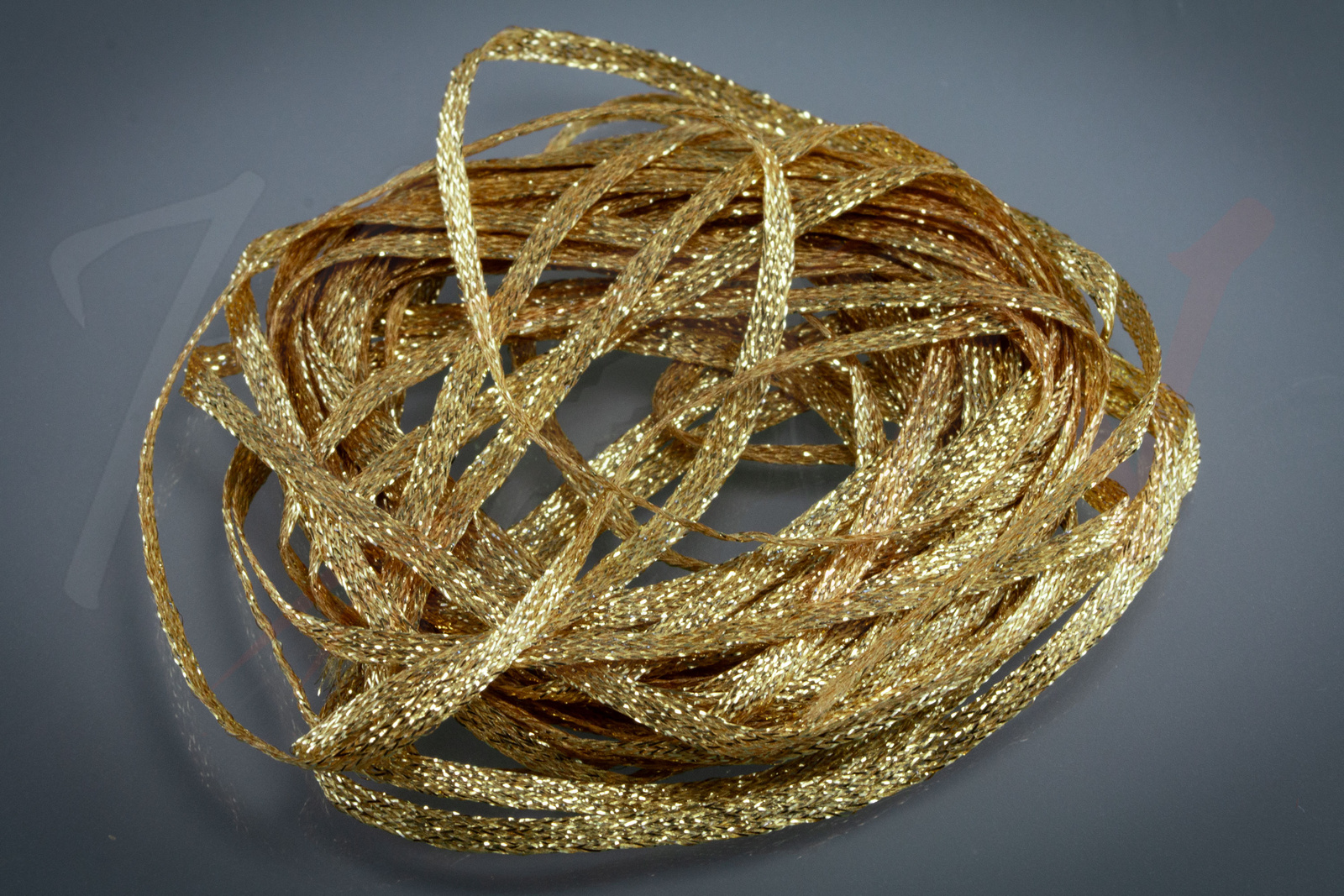 Hareline Mini Flat Fly Braid - Antique Gold - online webshop